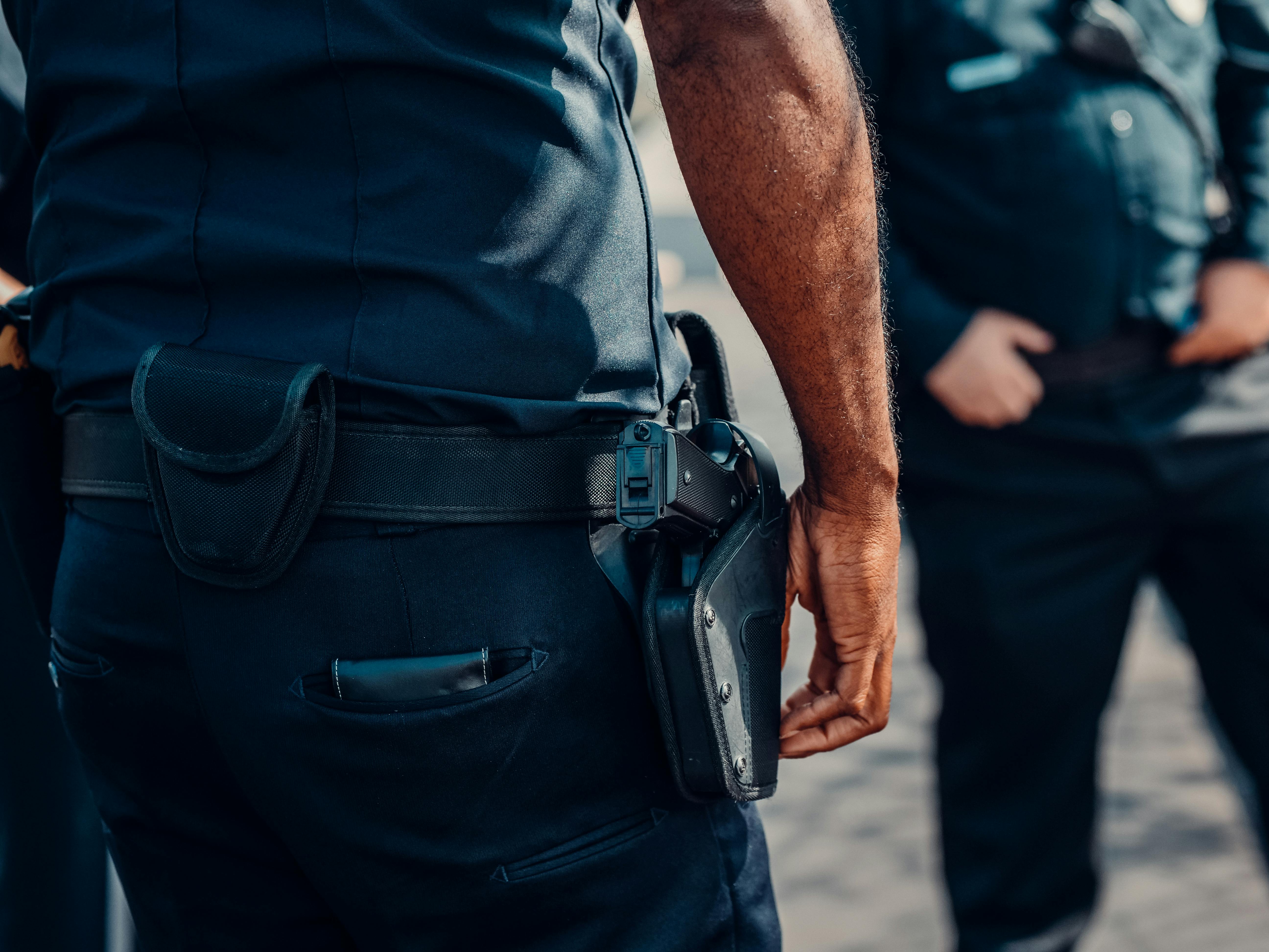 Can Security Guards Carry Guns In California? What You Need To Know